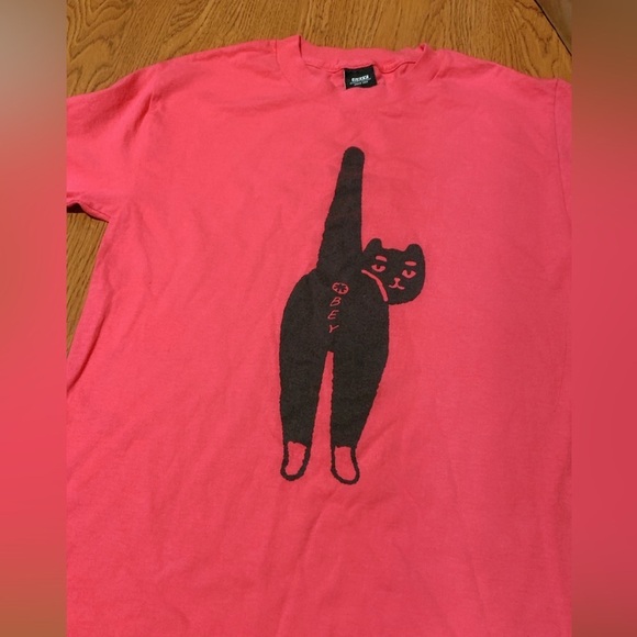 Obey | Shirts | Obey Cat Tee Small Size | Poshmark